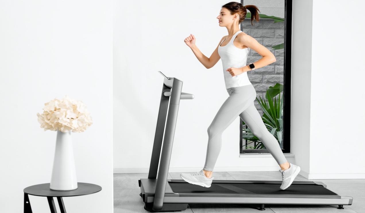 全新Amazfit AirRun智能摺疊跑步機 支援虛擬跑步程式 - IT PRO Magazine